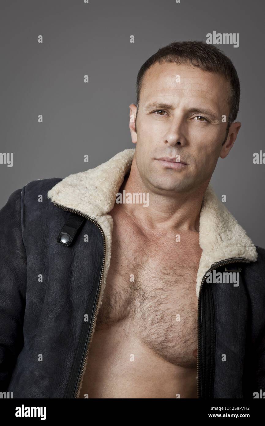 An image of a handsome muscle man Stock Photo - Alamy