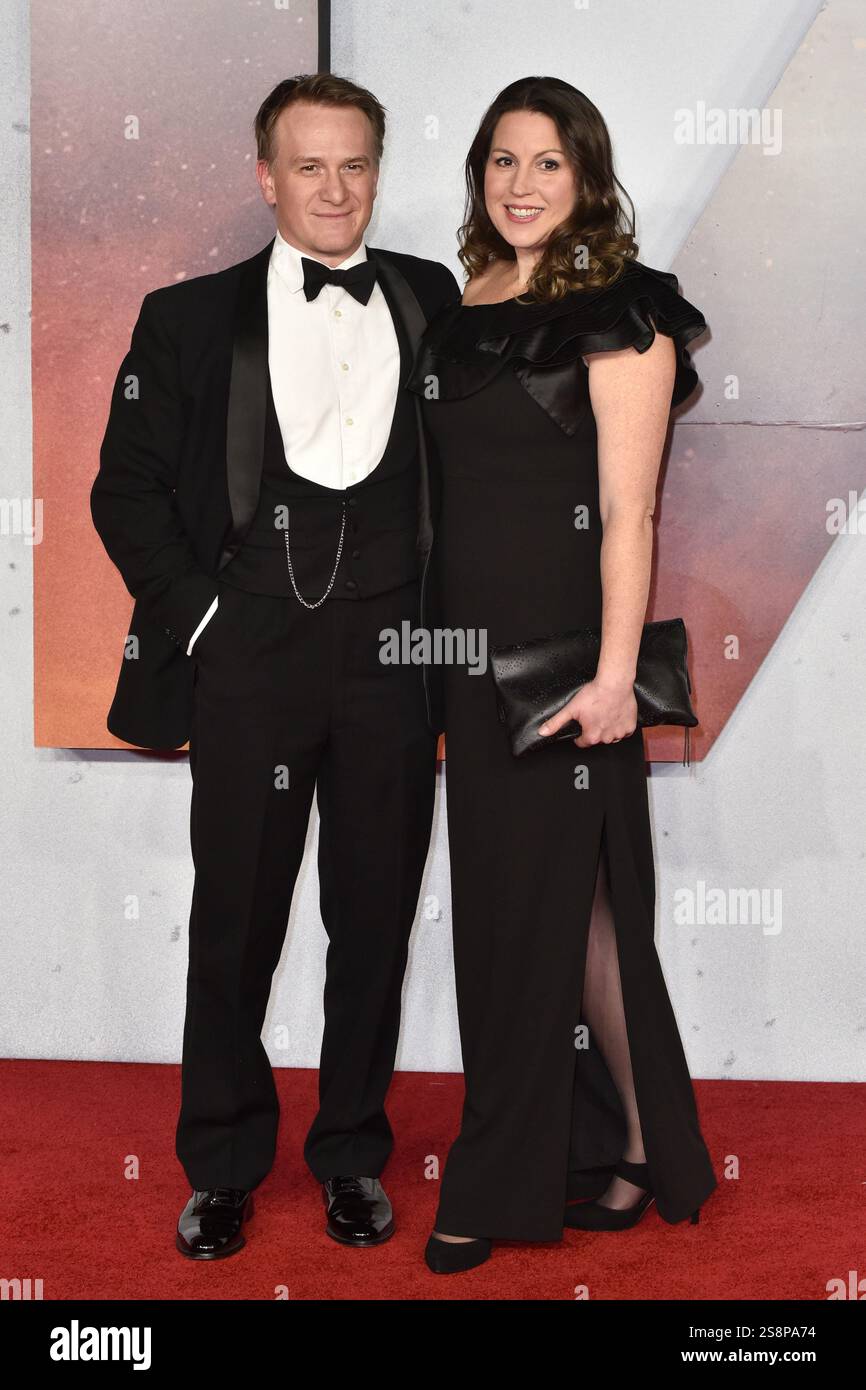 Jamie Parker and Deborah Crowe attends the '1917' World Premiere and ...
