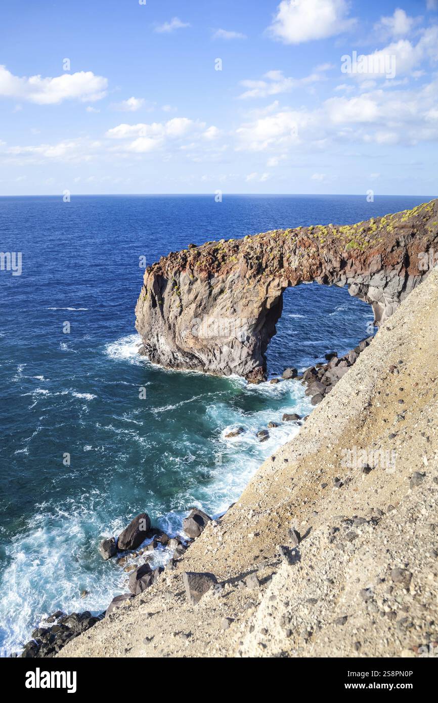 One famous rock arches hi-res stock photography and images - Alamy