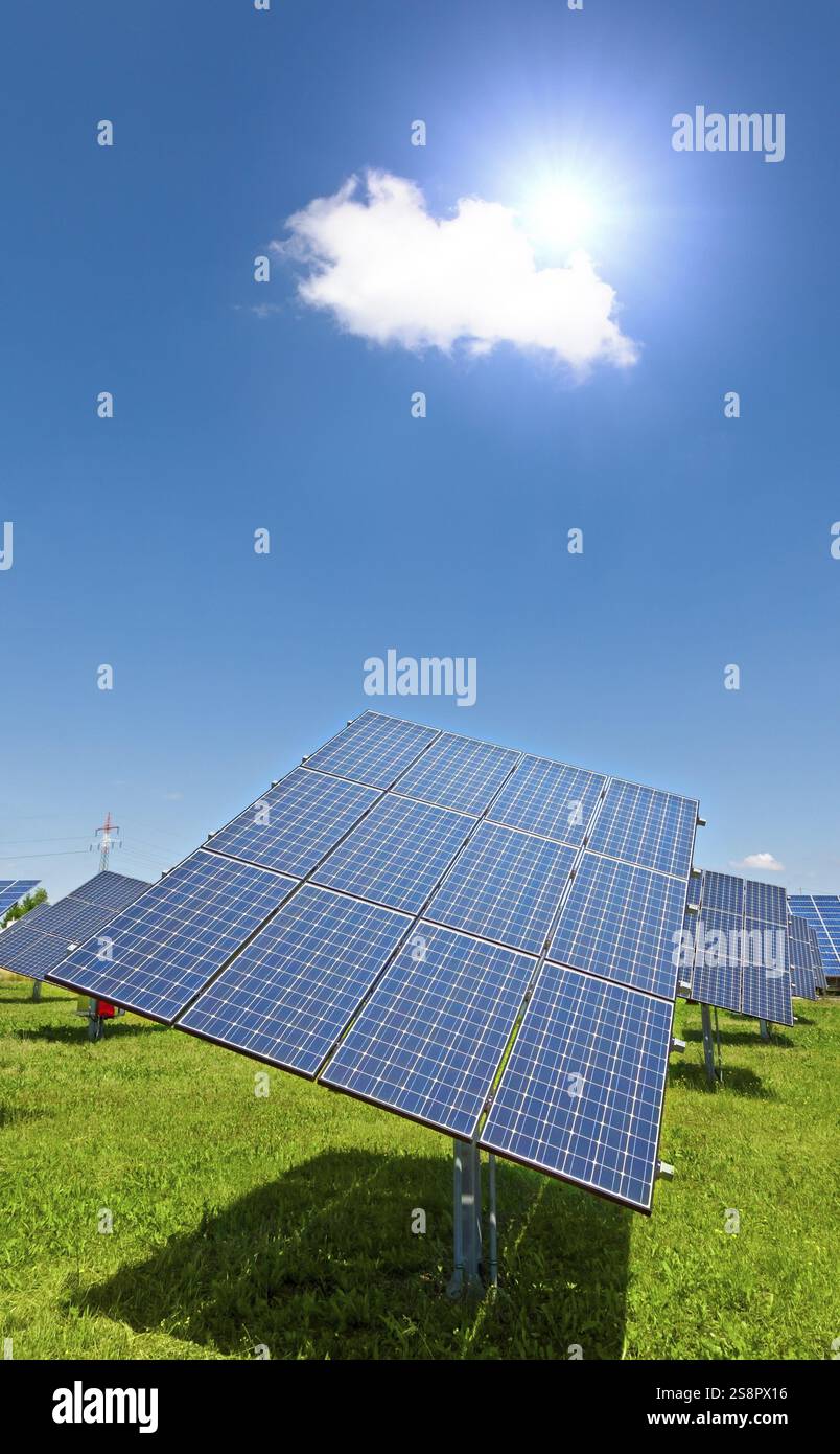 Solar cell photovoltaic module hi-res stock photography and images - Alamy