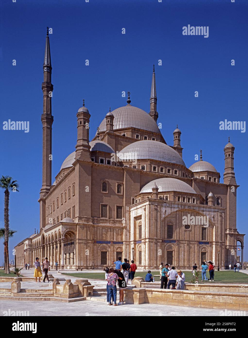 Egypt cairo alabaster mosque hi-res stock photography and images - Alamy