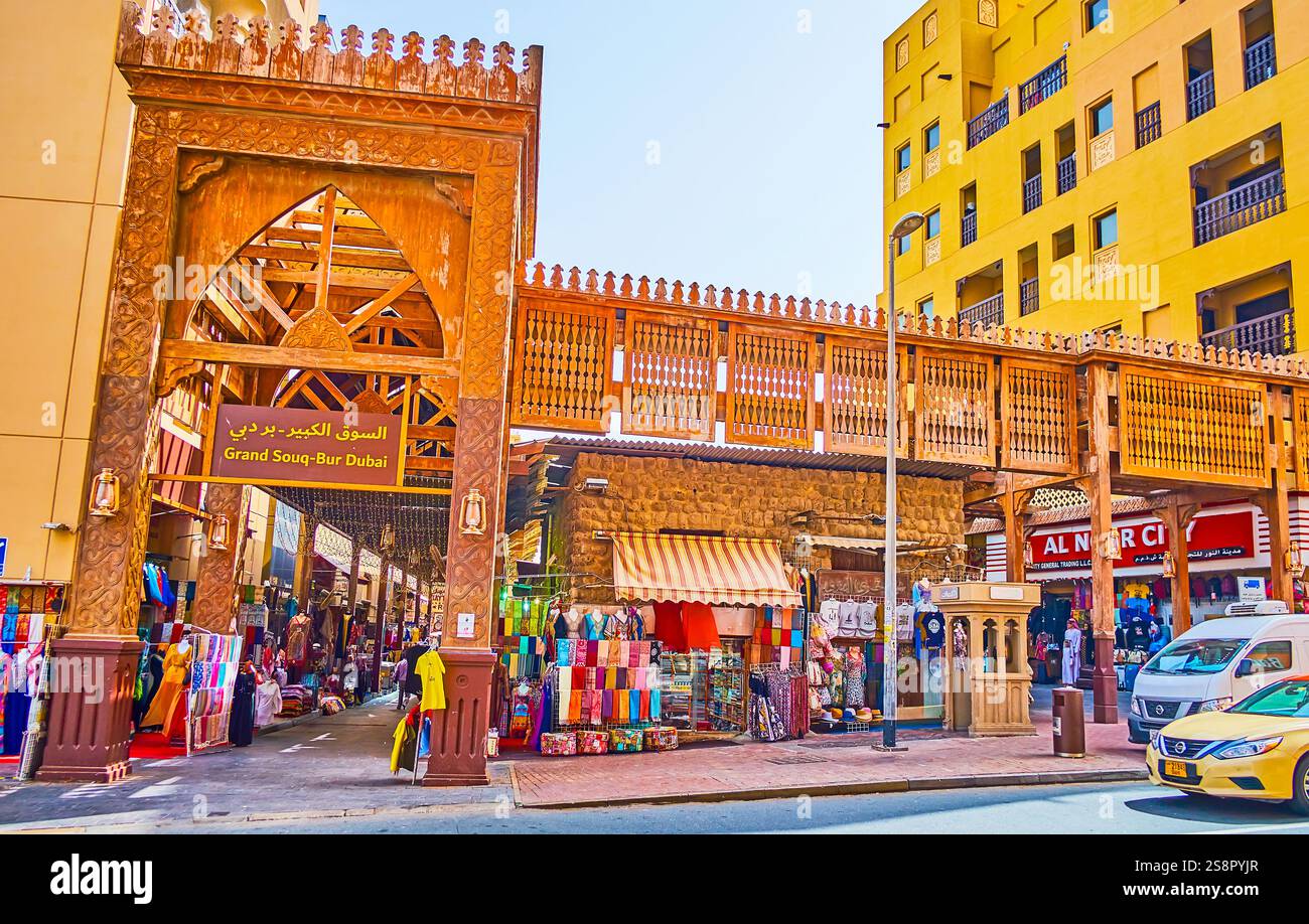 DUBAI, UAE - MARCH 2, 2020: The carved wooden gate of Bur Dubai Grand ...
