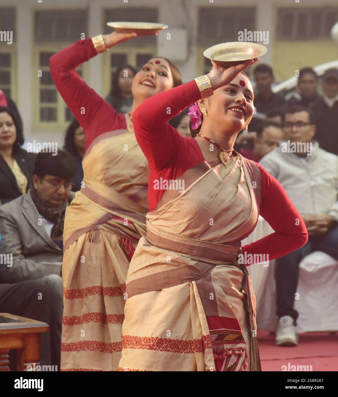 Guwahati, Guwahati, India. 23rd Jan, 2025. Assamese girls perform Bihu ...