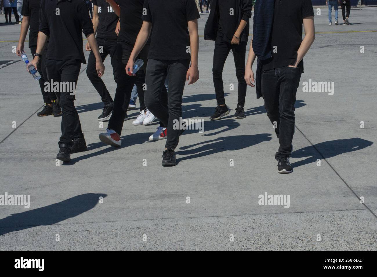 Movement of people variety, active walk, city life urban Stock Photo ...