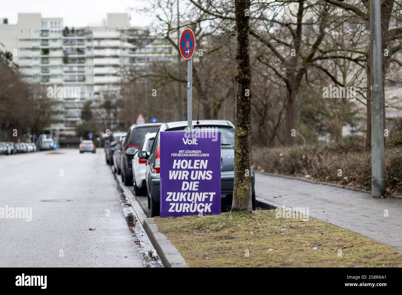 Muenchen GER, Themenbild, Wahlplakate zur Bundestagswahl in Deutschland ...