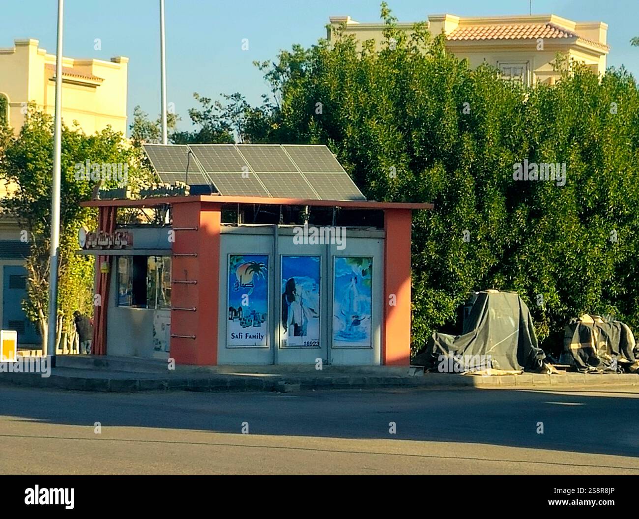 Cairo, Egypt, December 19 2024: a mini mart convenience store with ...