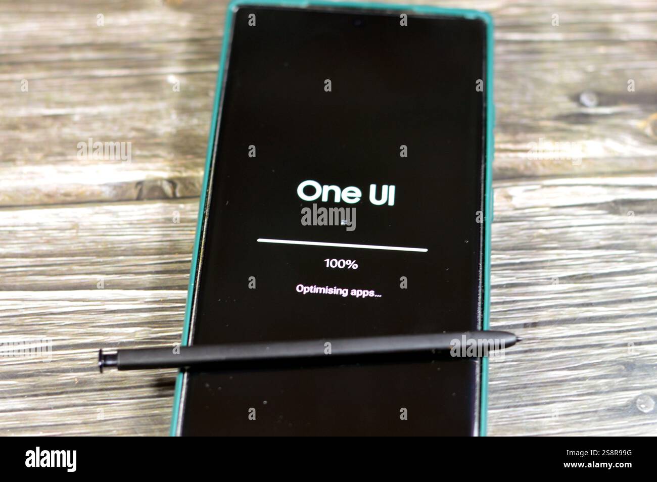 Cairo, Egypt, January 10 2025: Samsung software update for Samsung ...