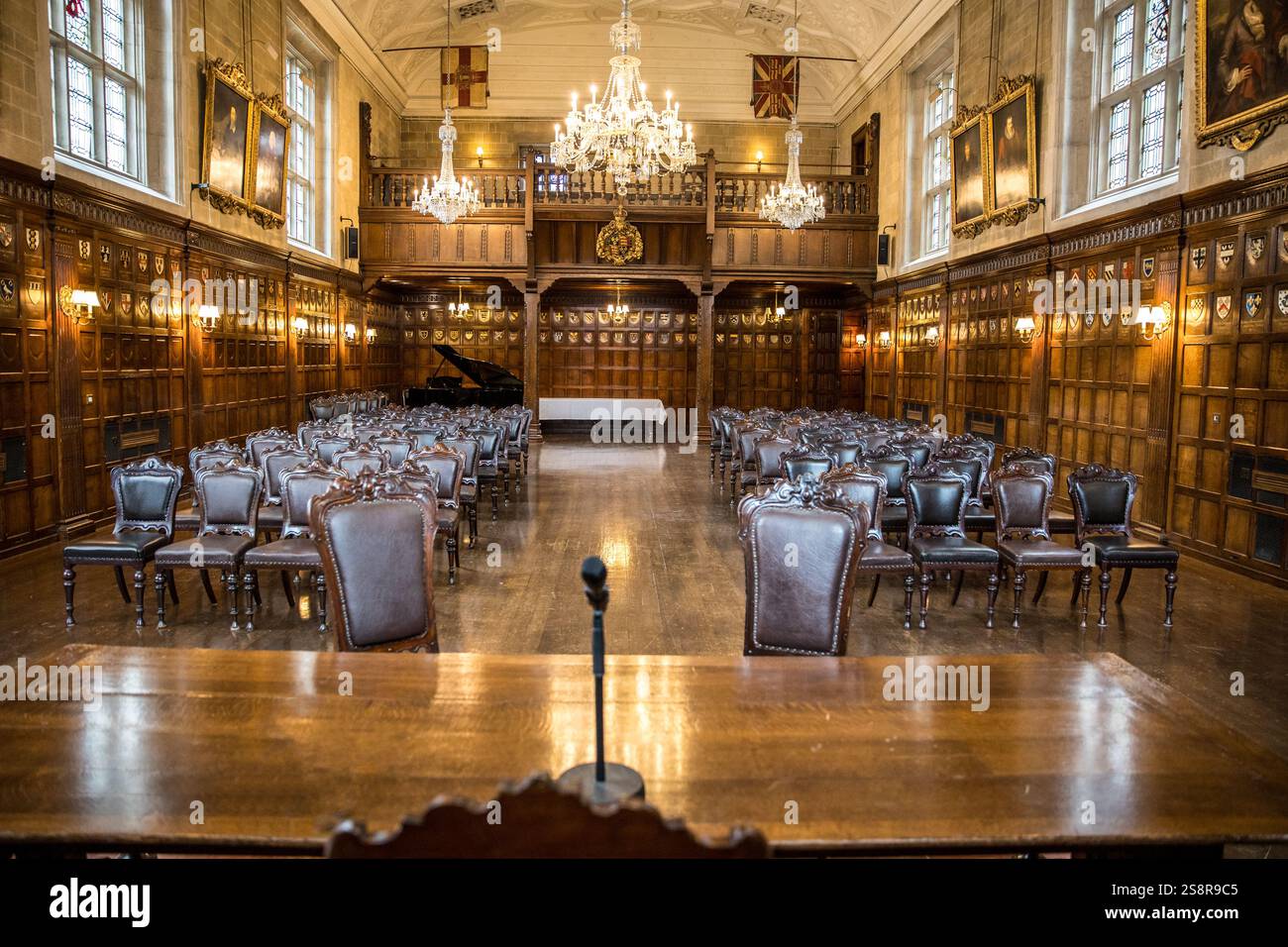 Banquet hall set up hi-res stock photography and images - Alamy