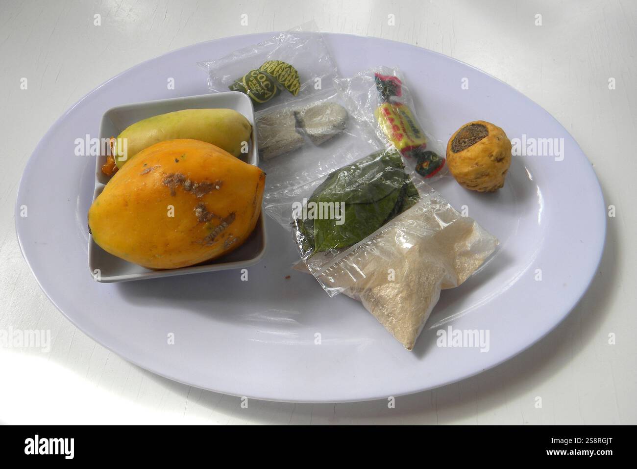 Traditional fruits. Peru Stock Photo - Alamy