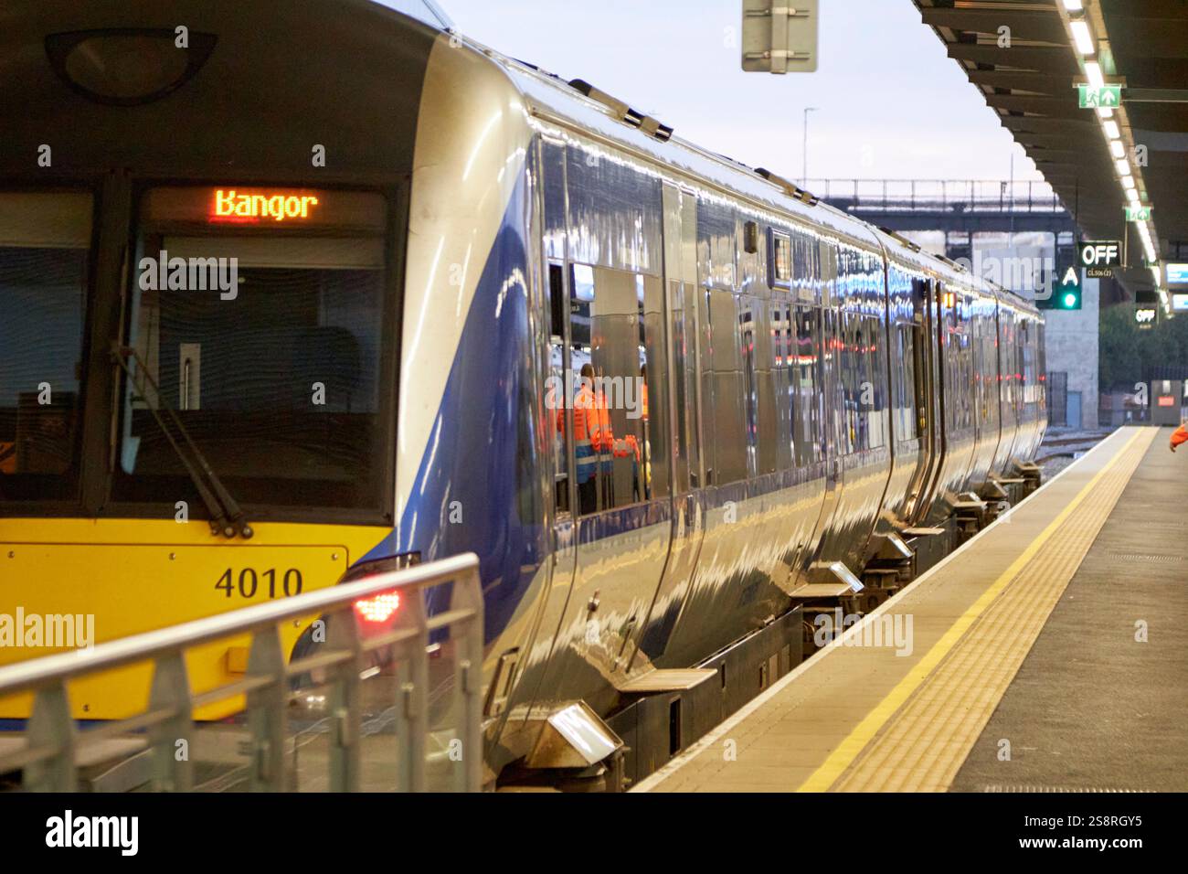 Northern ireland railways hi-res stock photography and images - Alamy