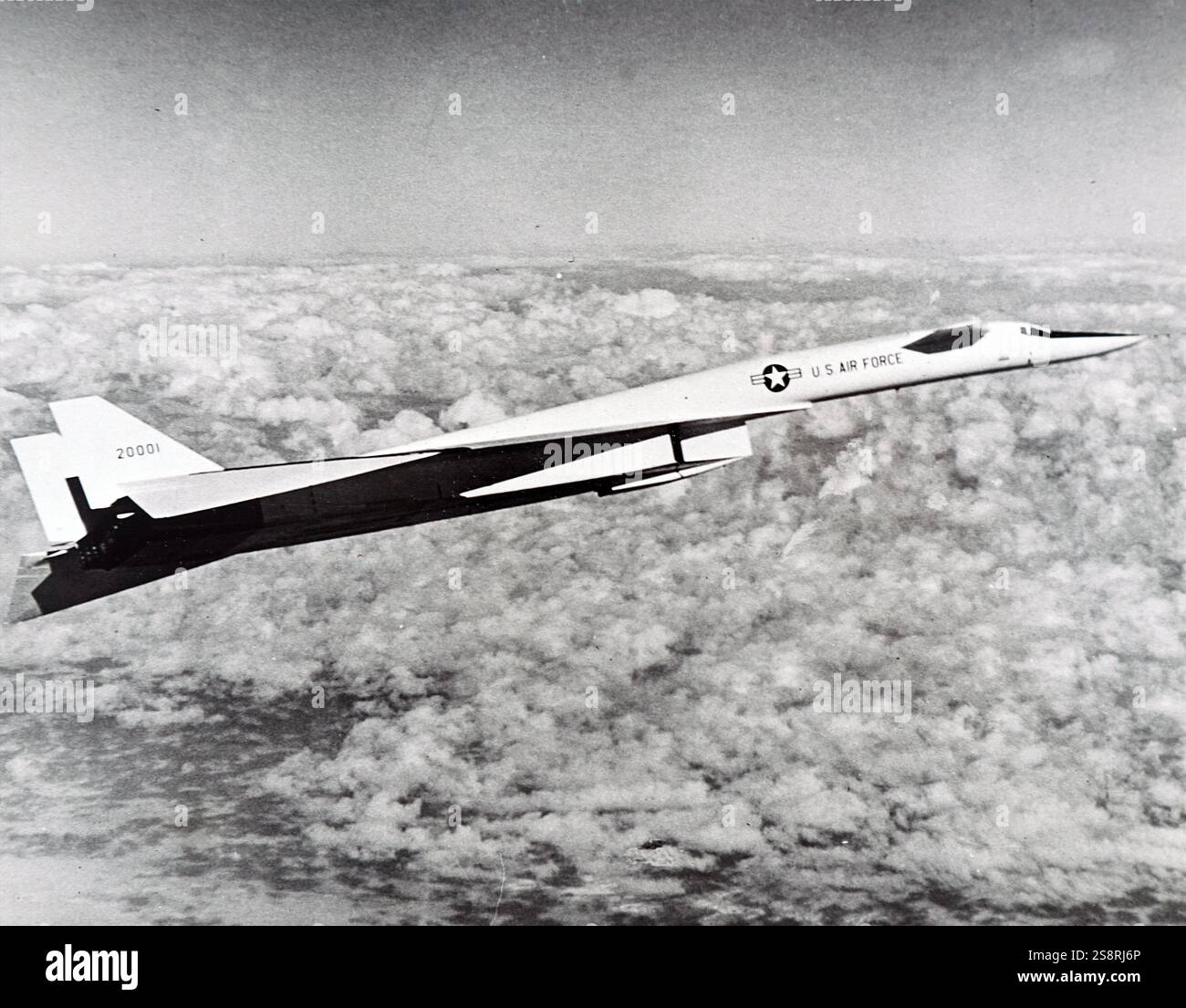 Photograph of a North American XB-70 Valkyrie, a bomber for the United ...