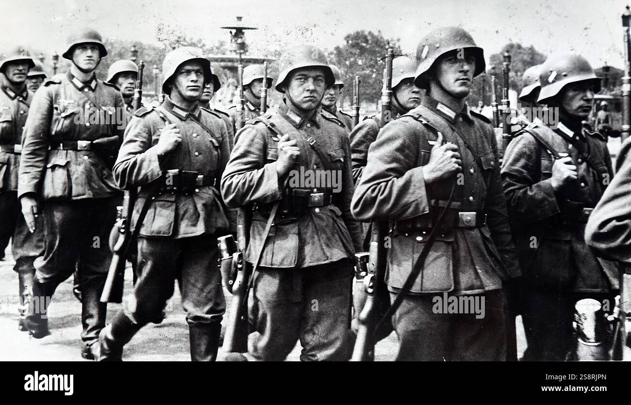 Ww2 german officers hi-res stock photography and images - Alamy