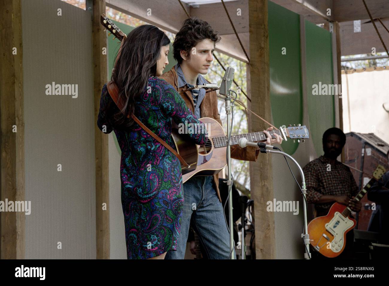 A Complete Unknown (2024) Timothee Chalamet Monica Barbaro *Filmstill ...