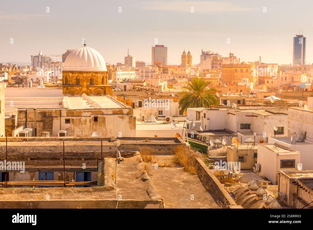 Tunisian skyline hi-res stock photography and images - Alamy