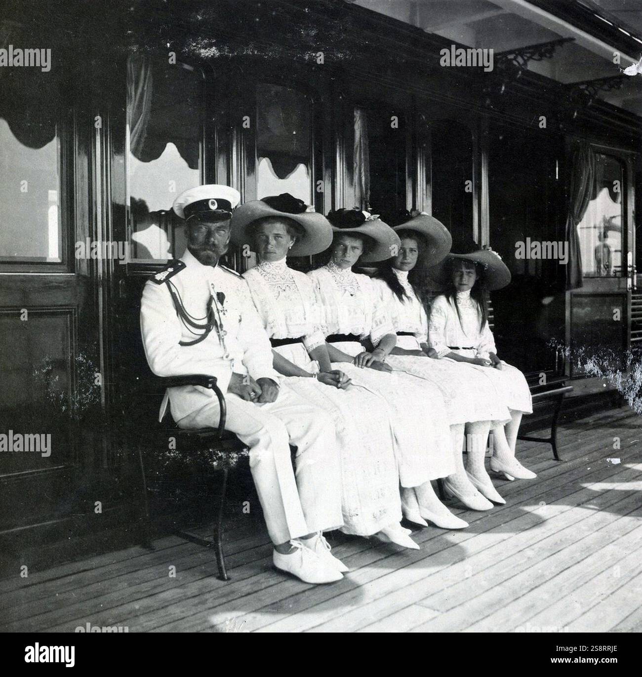 Romanov royal family, 1912. Alexandra Feodorovna the Empress consort ...