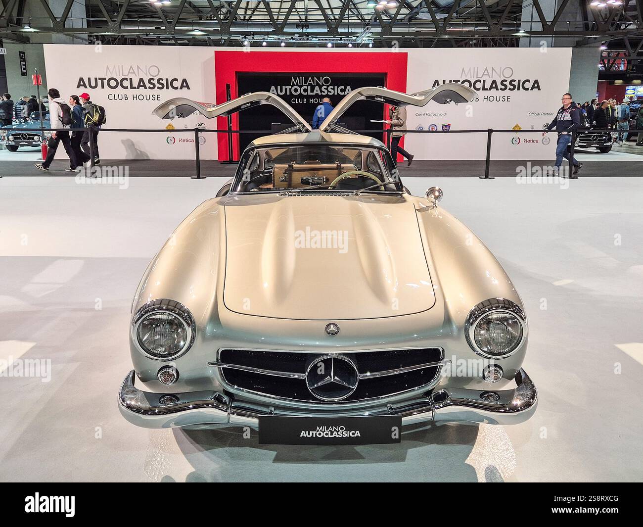 Italy, Rho Fiera, Fiera Milano, Auto Classic 2024, Classic car fair ...