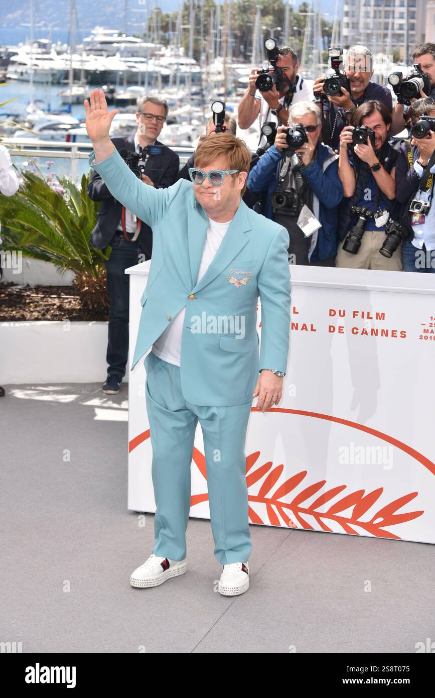 CANNES, FRANCE - MAY 16: Sir Elton John attends the photocall for ...