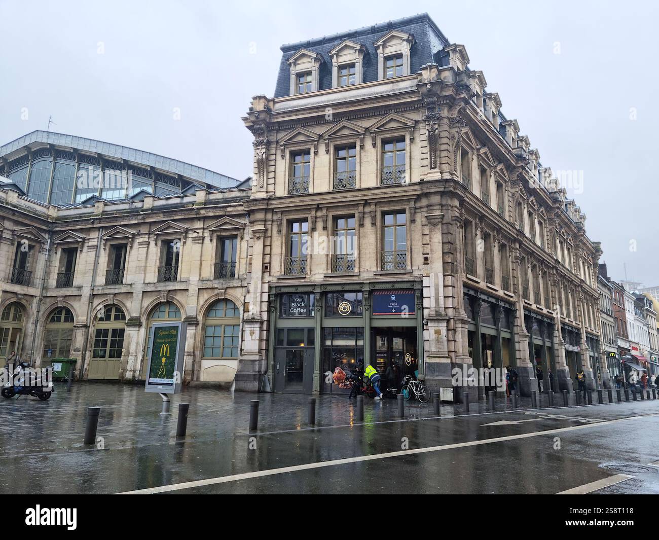 Lille, France - 27 December, 2022: People walking in front of the Lille ...