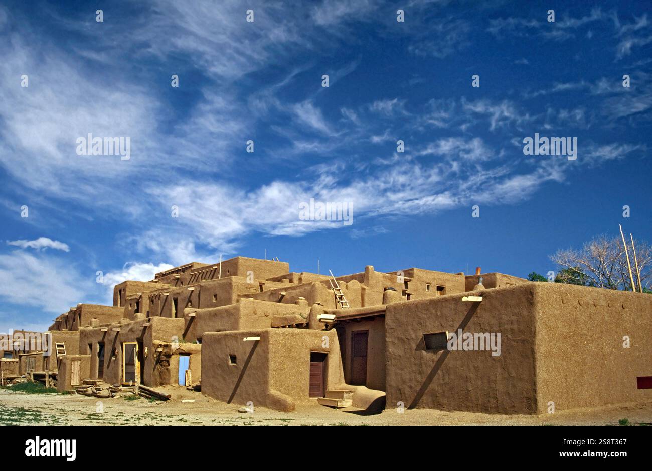 North House at Taos Pueblo, Pueblo Plaza, Adobe building, Taos, New ...