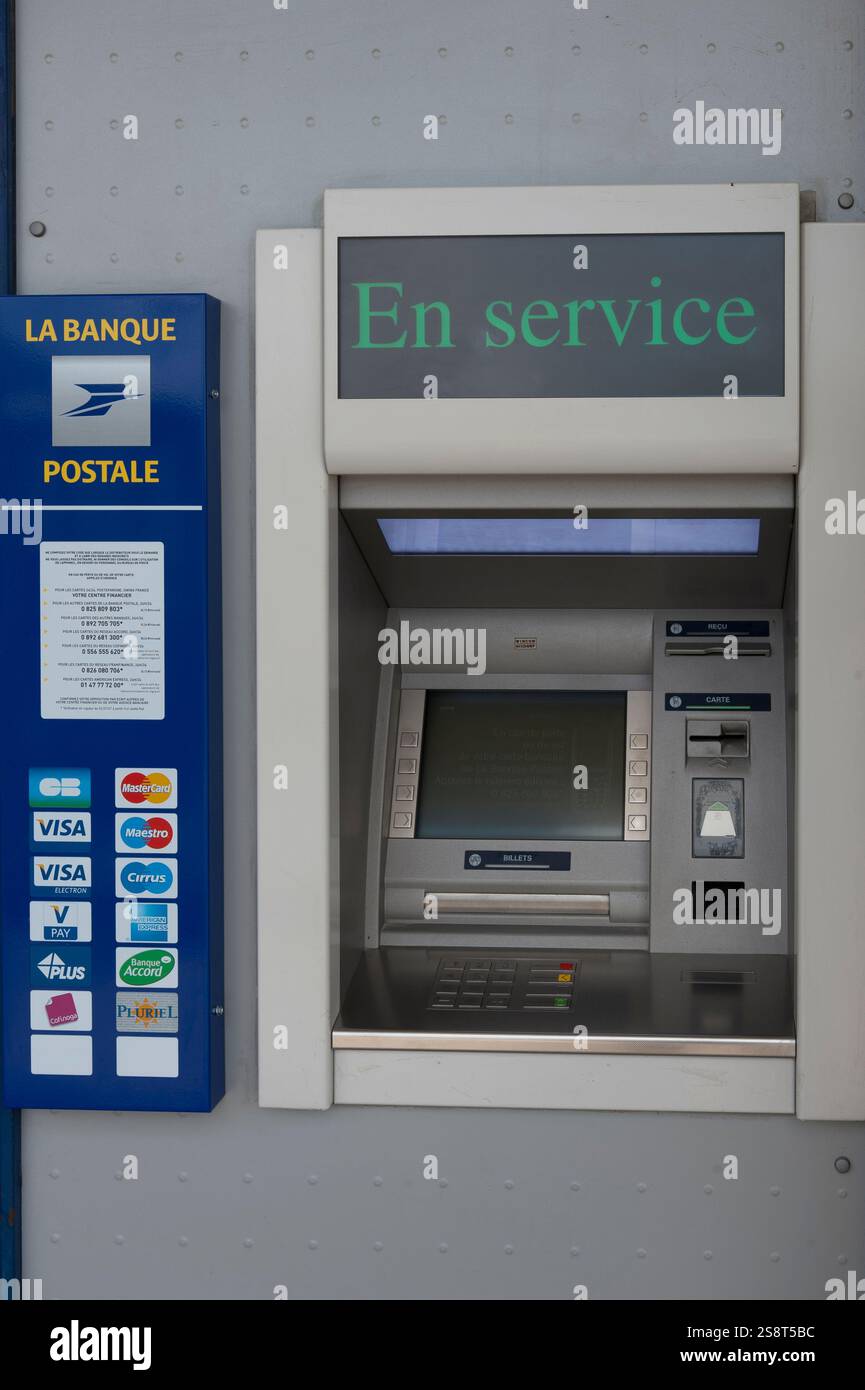 Banque à banque hi-res stock photography and images - Alamy