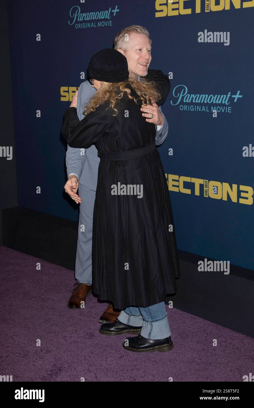 Anthony Rapp und Carol Kane bei der Weltpremiere des Paramount Films ...