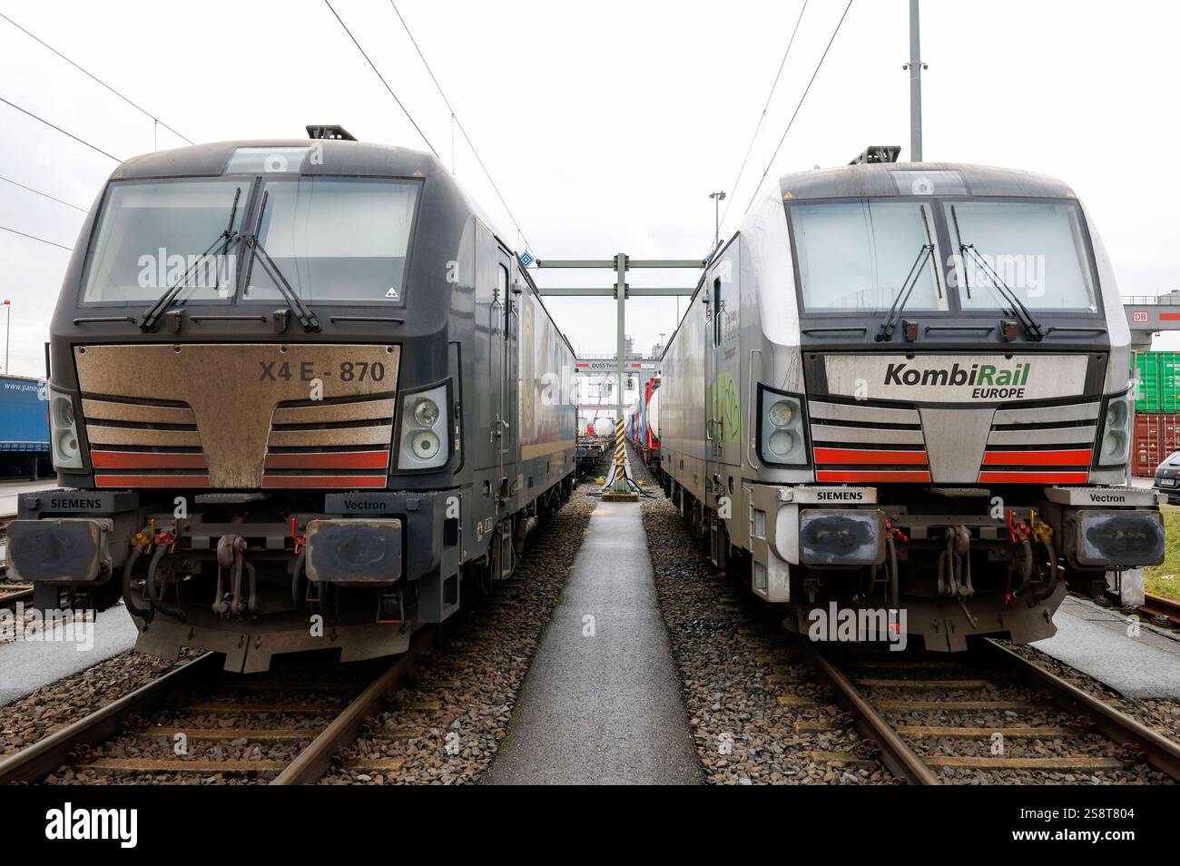 Siemens Vectron-Lok beim Fototermin DB montiert 400 Tonnen schwere neue ...