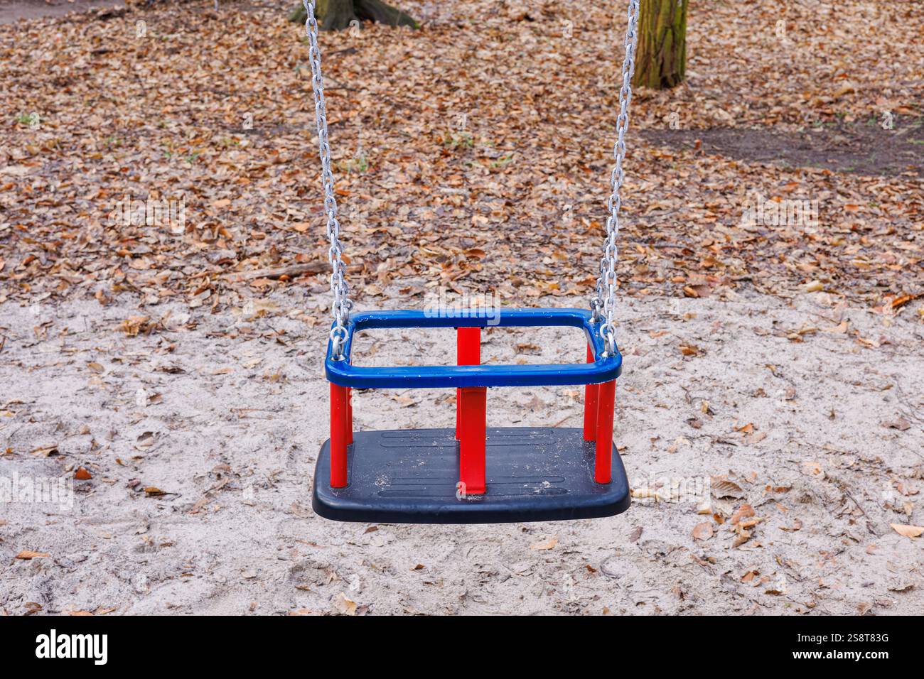 Swing seat with safety bumpers for small children. Seat swing on chains ...