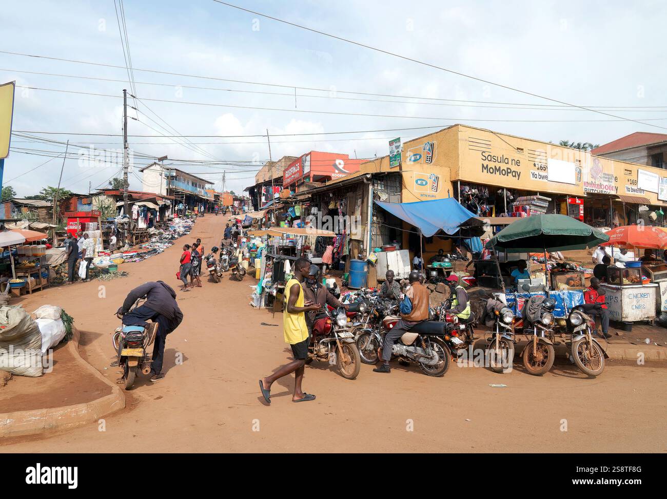 settlement, Uganda, East Africa Stock Photo - Alamy