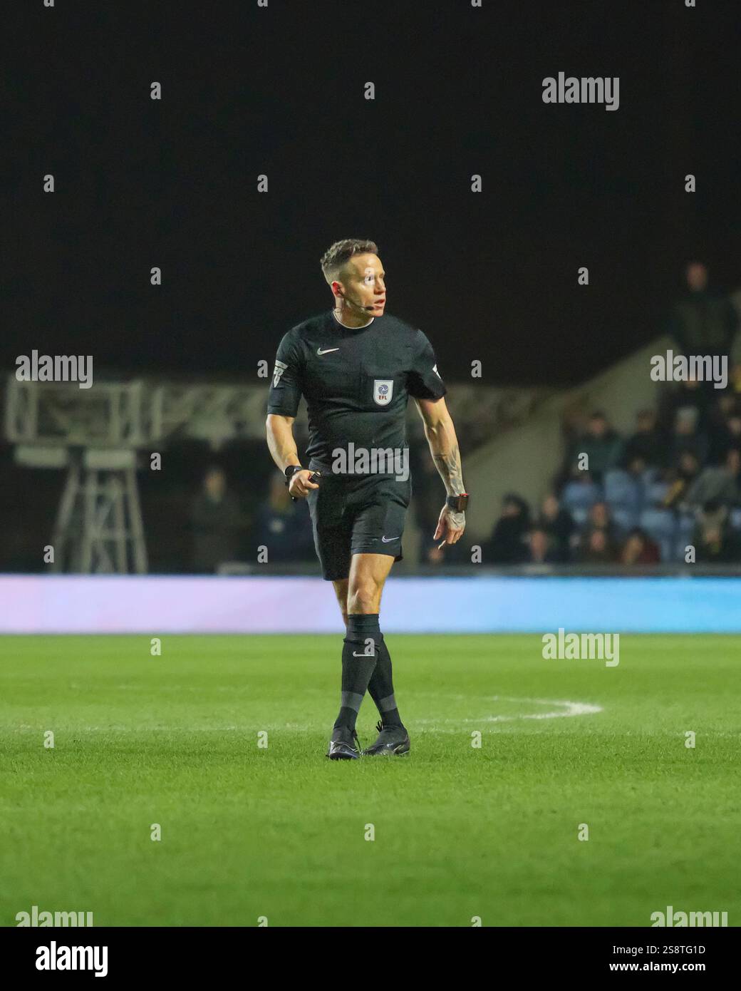 Championship substitution hi-res stock photography and images - Alamy