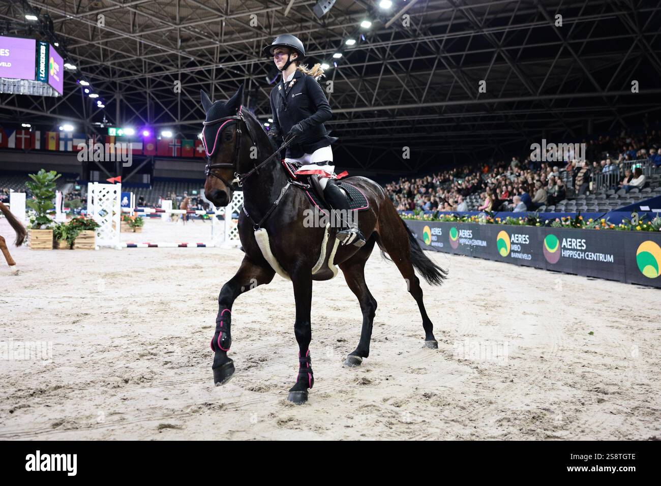 Jolijn van Niel with Na-Dine during the prize giving ceremony of the ...