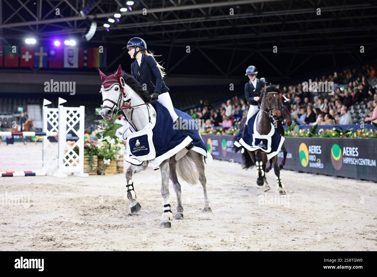 Mienie Vos with Hastkullens Fantazie during the prize giving ceremony ...