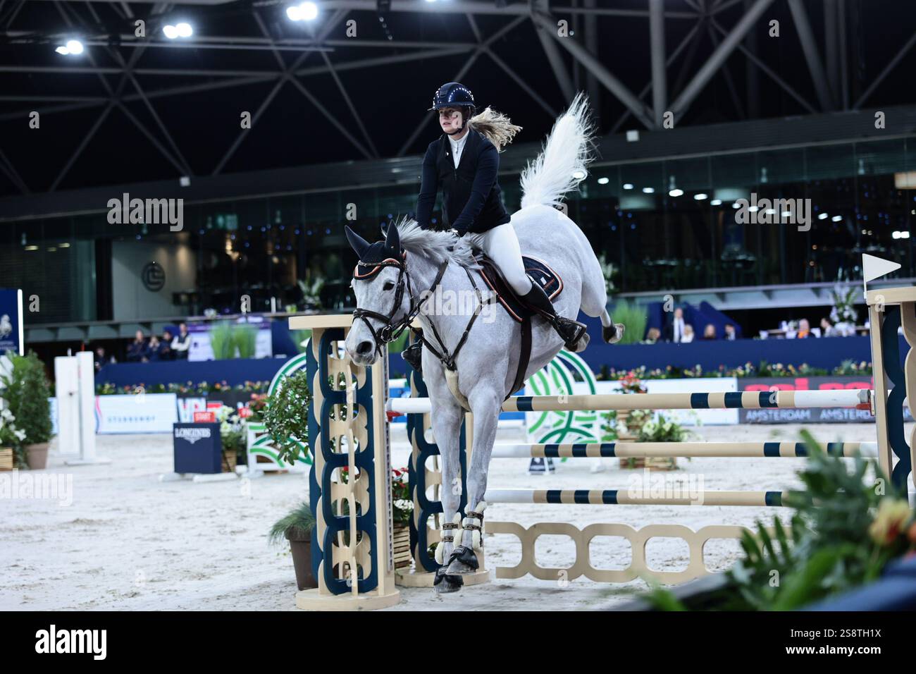Zahra-Lindi Malkus with Vernie's Inspiration during the Stal Bosgoed ...