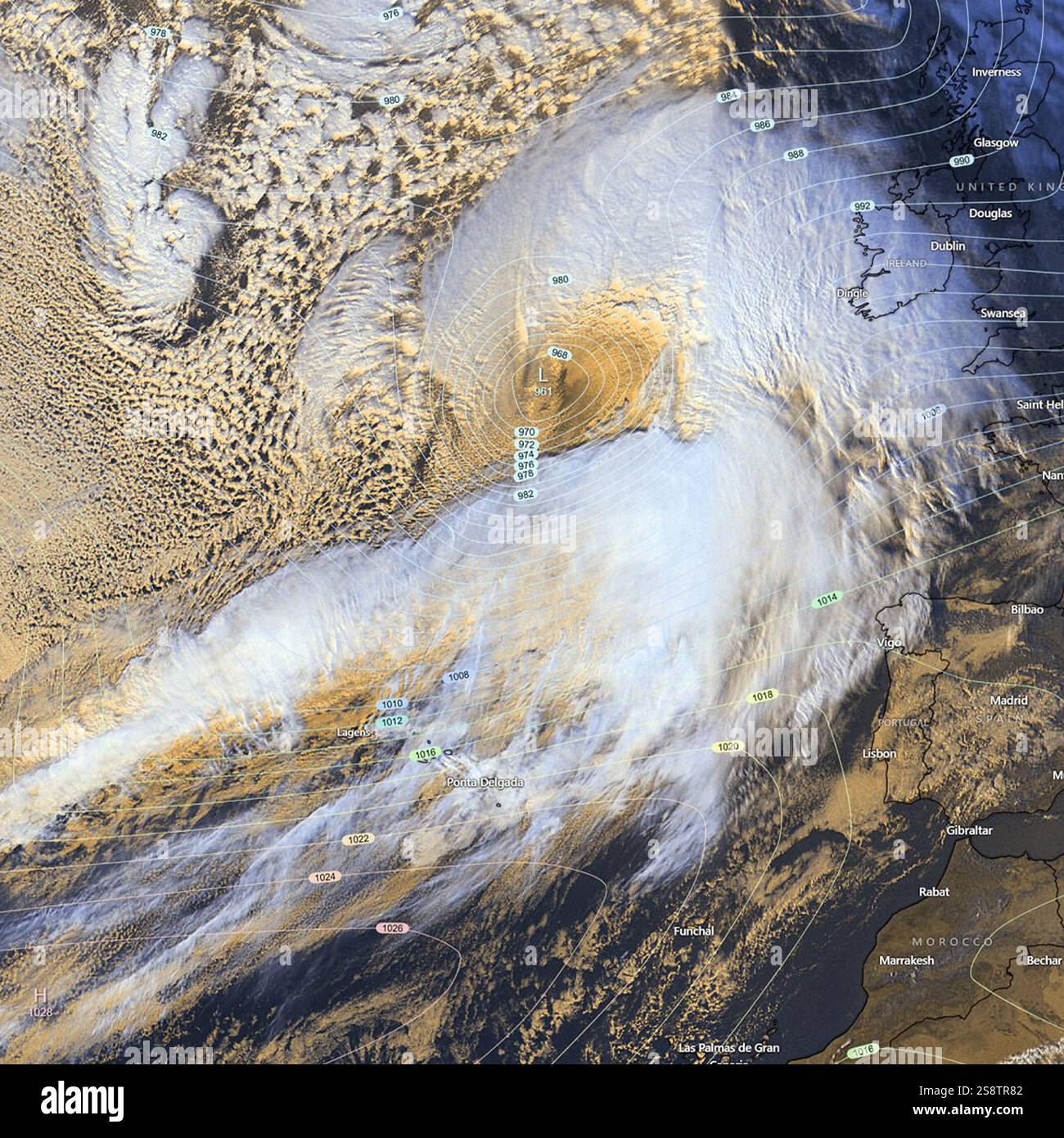 Weather map. Notices. Rain. Torrential rain due to an electrical storm ...