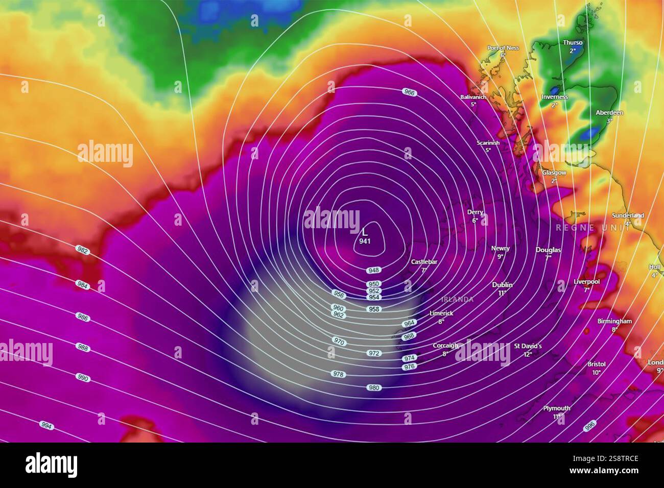 Weather map. Notices. Rain. Torrential rain due to an electrical storm ...