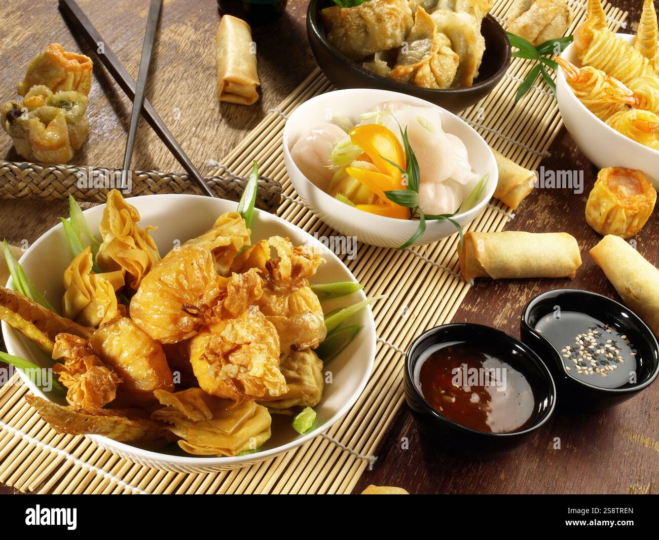 Dim Sum - Chinese Snack Stock Photo - Alamy