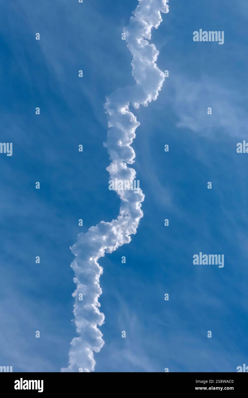 Contrail from rocket launch, Space Coast, Florida Stock Photo - Alamy