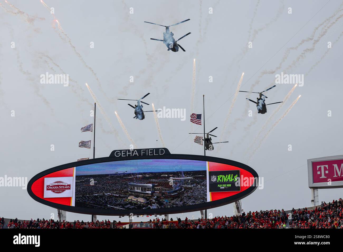 Kansas City, MO, USA. 18th Jan, 2025. Military helicopters perform a ...