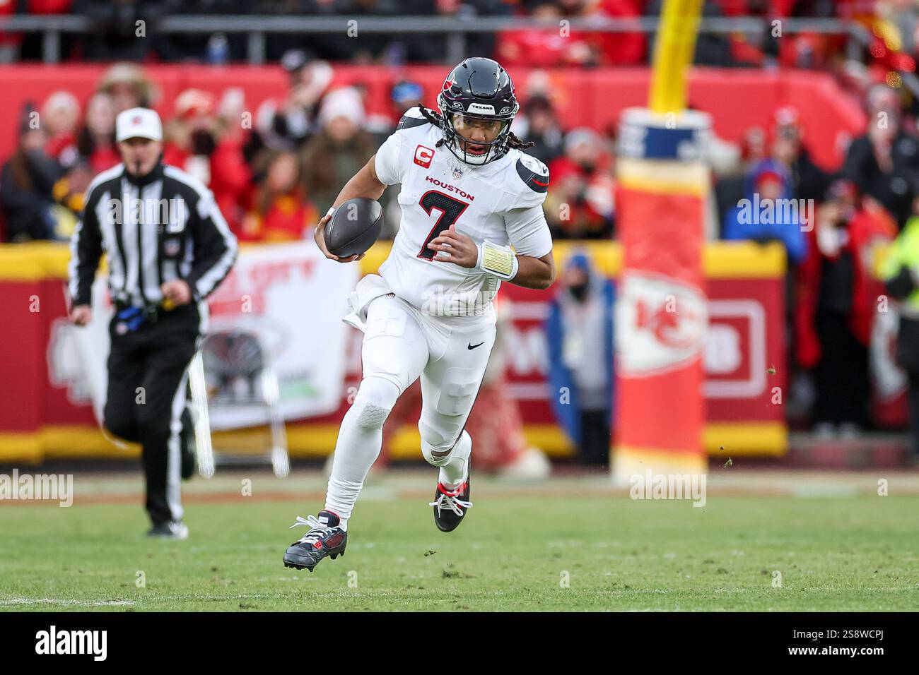 January 18, 2025: Houston Texans quarterback C.J. Stroud (7) runs the ...