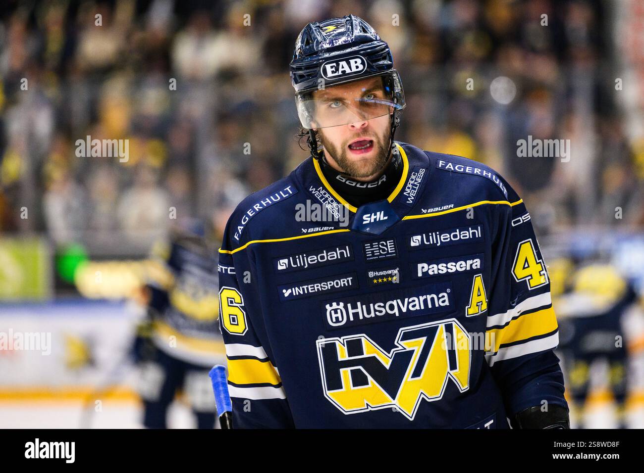 250123 HV71s Joona Luoto under ishockeymatchen i SHL mellan HV71 och ...