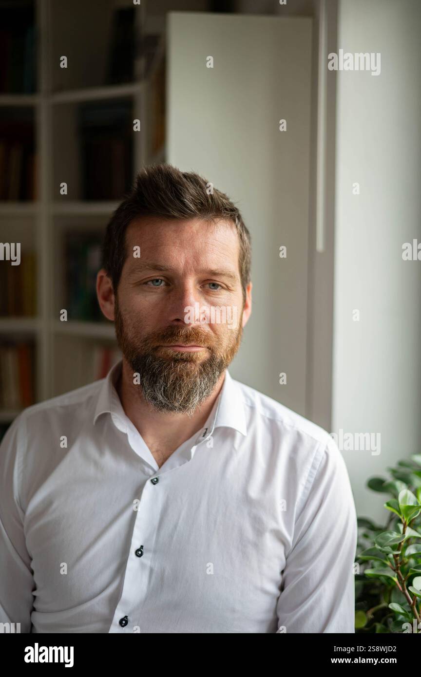 Bearded businessman in helmet hi-res stock photography and images - Alamy