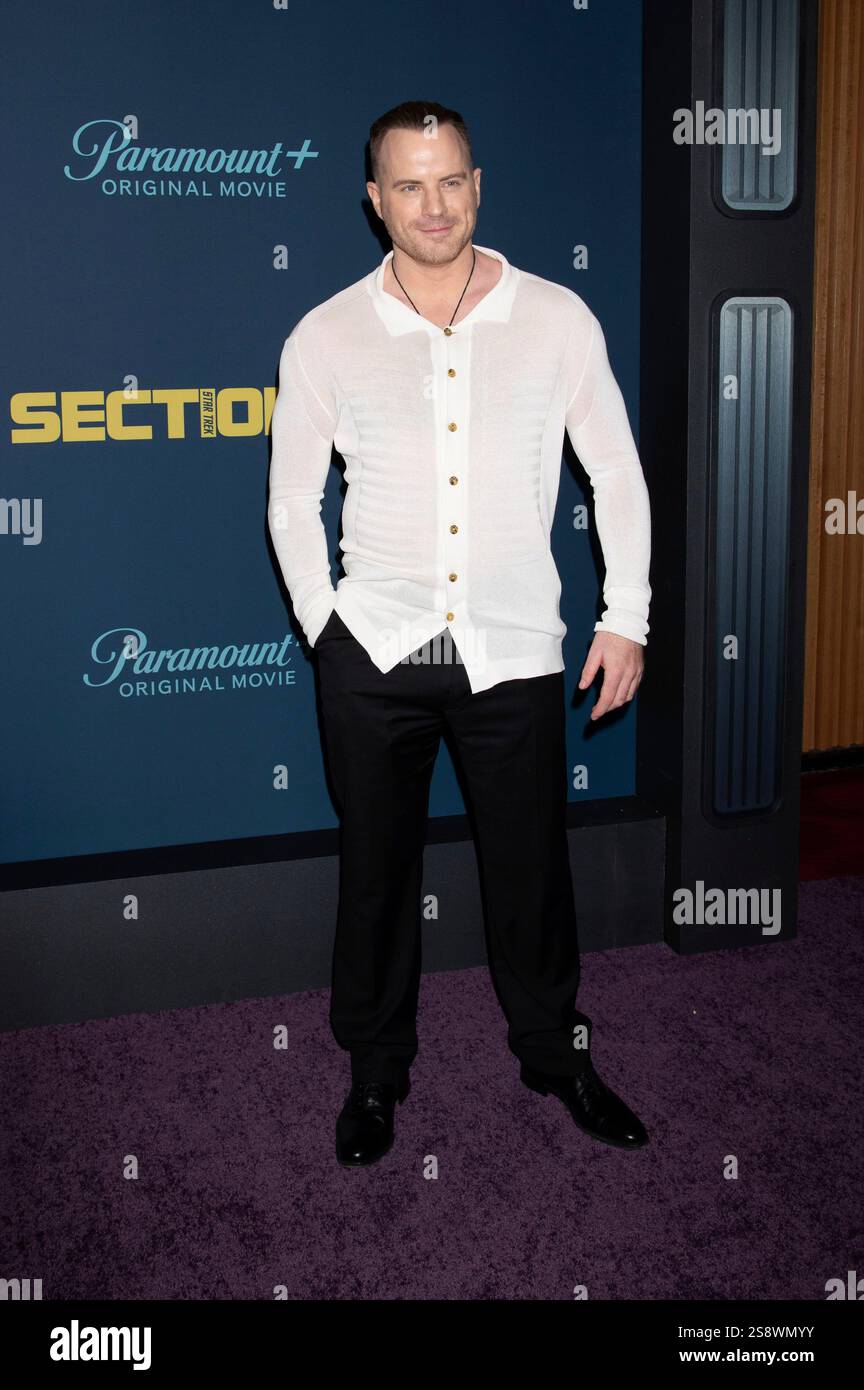 Robert Kazinsky bei der Weltpremiere des Paramount+ Films ' Star Trek ...