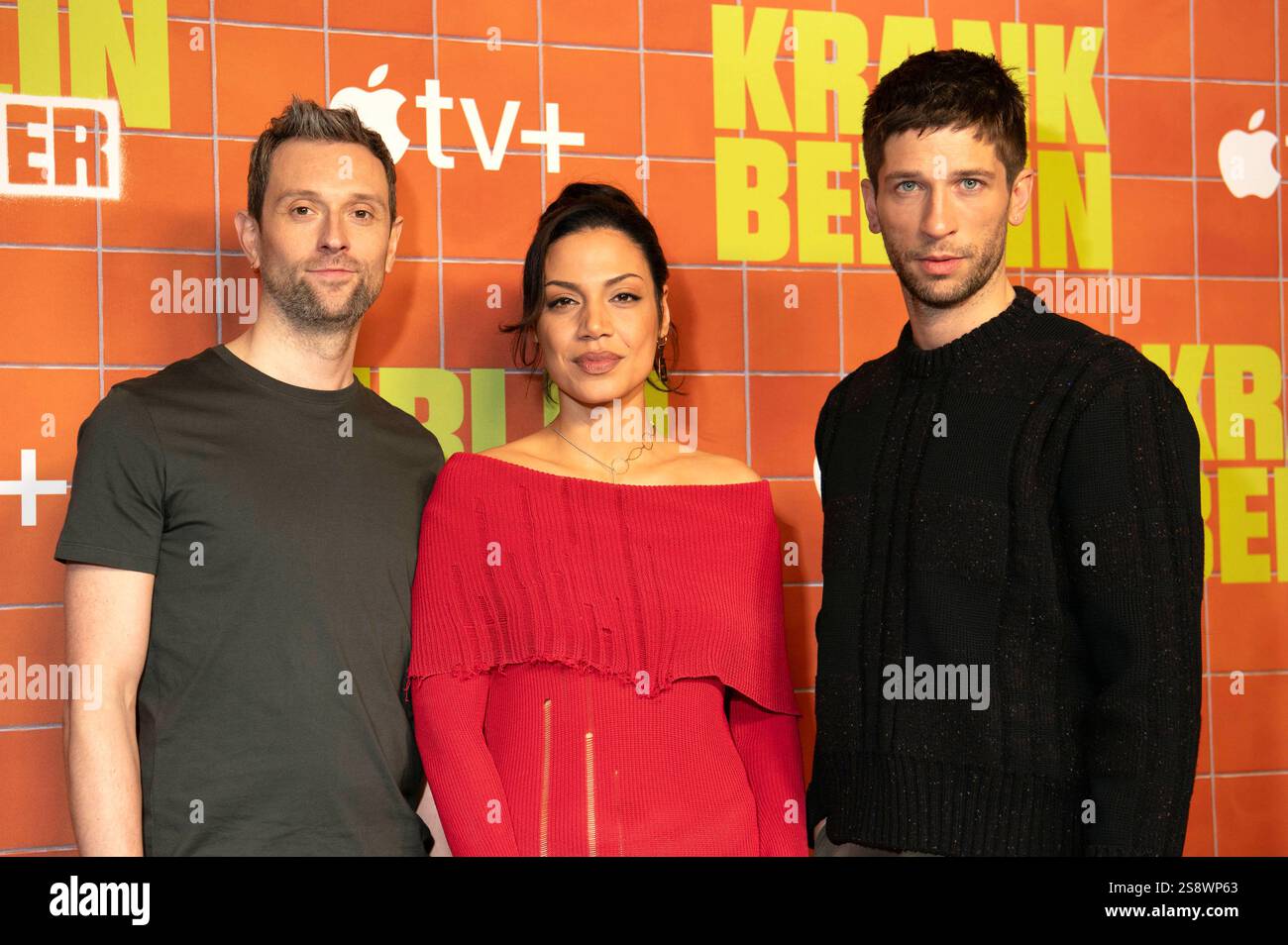 Samuel Jefferson, Haley Louise Jones und Slavko Popadic beim Photocall ...