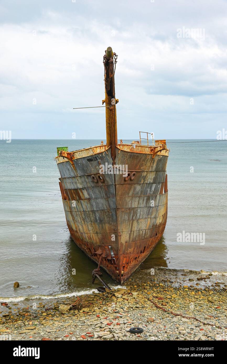 Beached shipwreck of the Lord Lonsdale on the coast of the Strait of ...