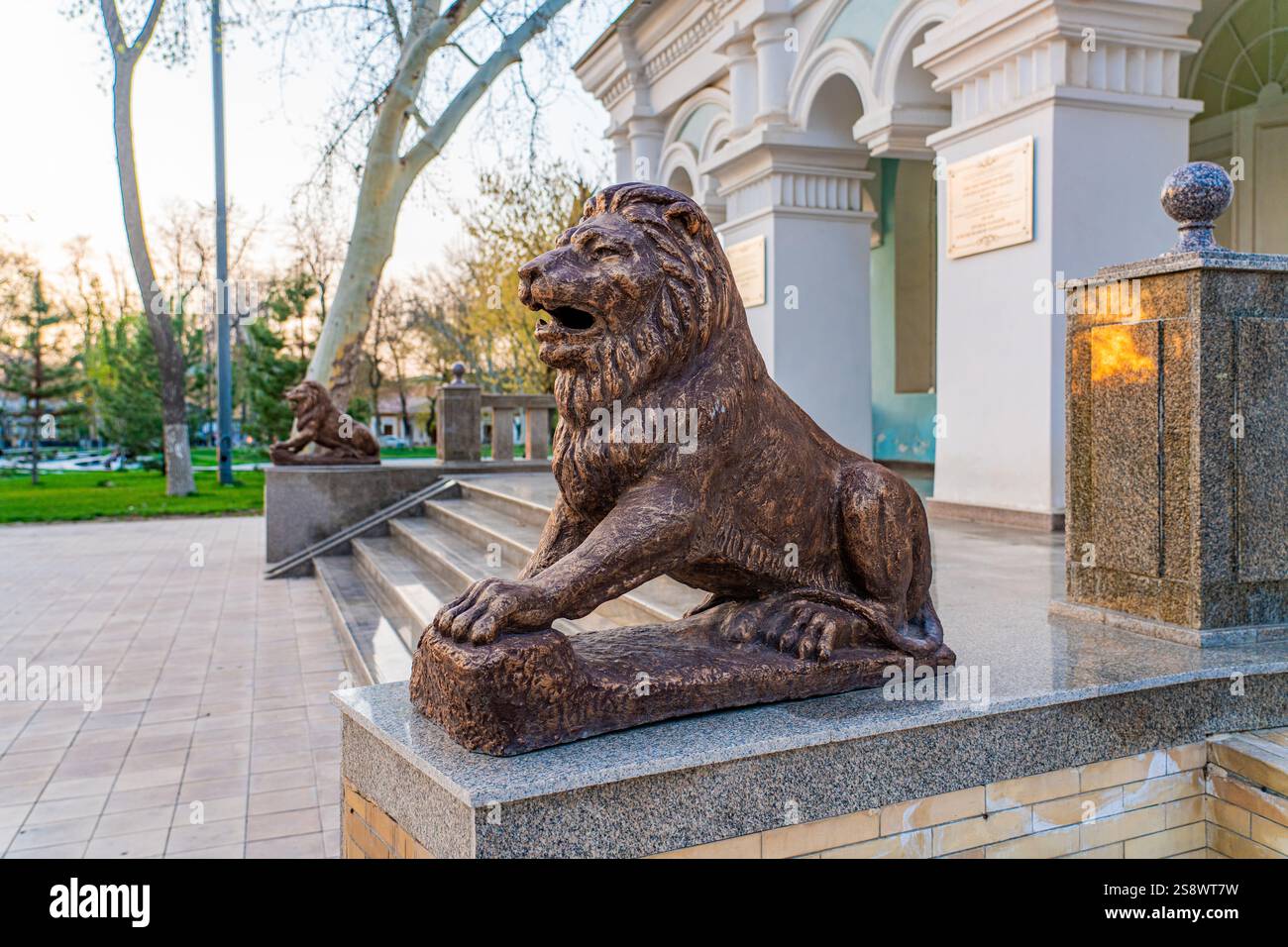 Lion statue in the Alisher Navoi Park in Samarkand, Uzbekistan Stock ...