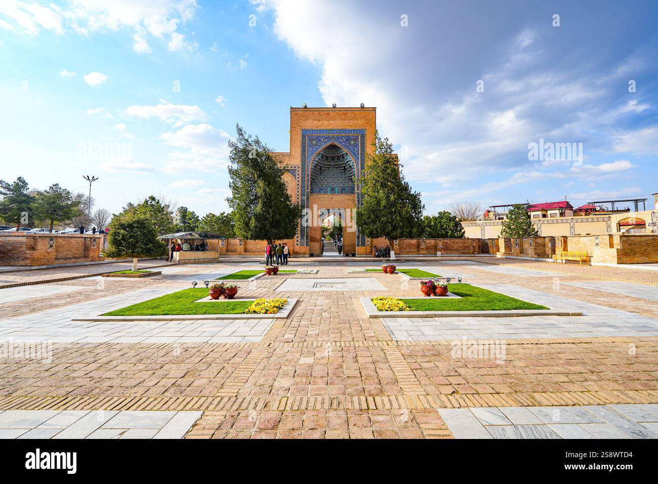 Gur-e-Amir or Amir Temur (Tamerlane) Mausoleum in Samarkand, Uzbekistan ...