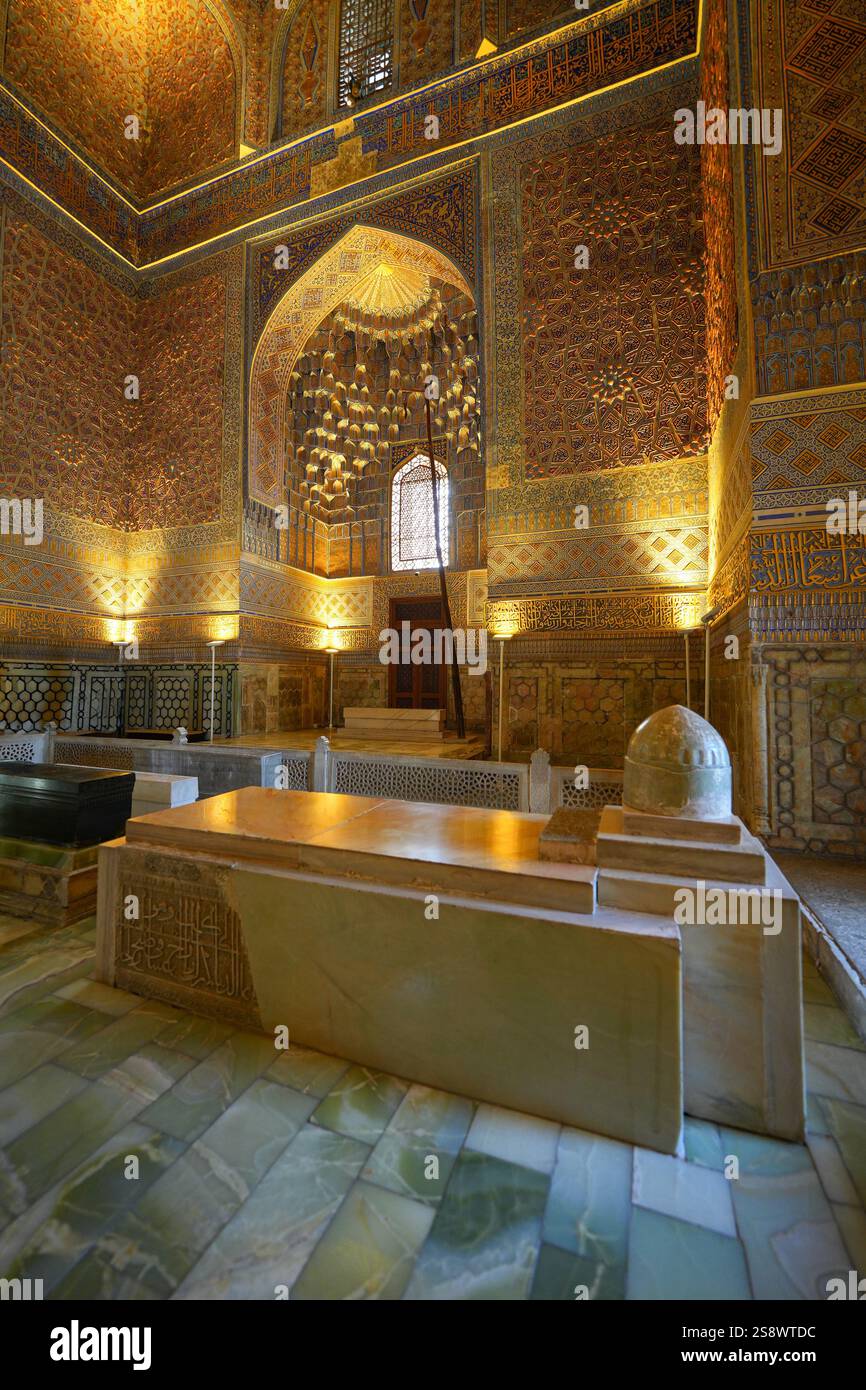 Gur-e-Amir or Amir Temur (Tamerlane) Mausoleum in Samarkand, Uzbekistan ...
