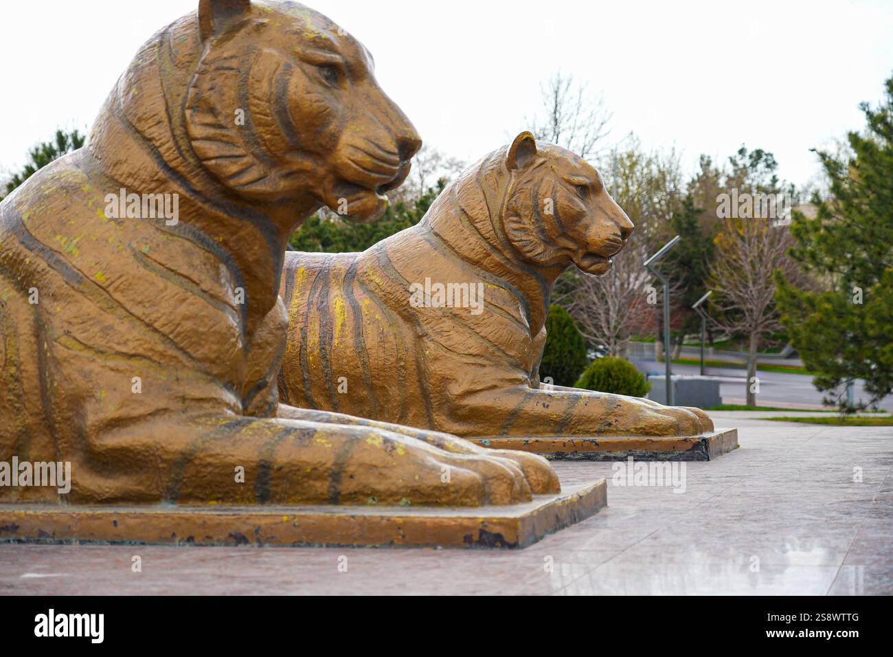 Memorial of the Caspian Tiger in Samarkand (Amir Temur Park ...