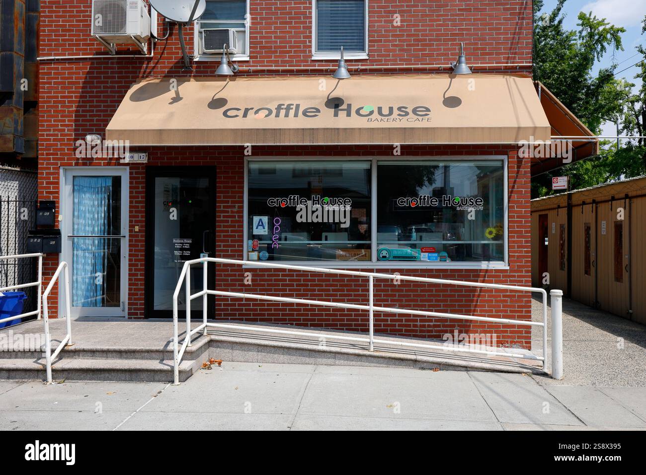 Croffle House, 40-17 149th Pl, Queens, New York, NYC storefront photo ...