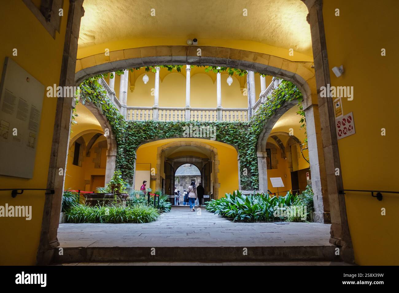 Palau del Lloctinent, built by Antoni Carbonell in 1500s in Gothic ...