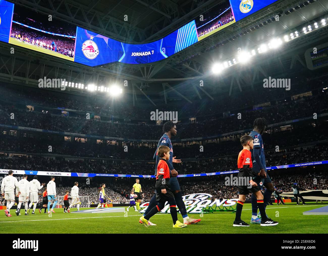 Players entering in field hi-res stock photography and images - Alamy